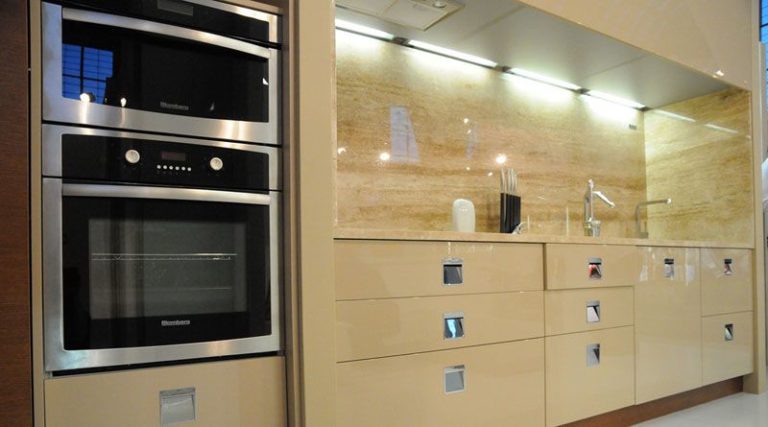 Advantages and types of modular kitchens