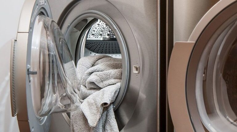 The washing machine smells of burning